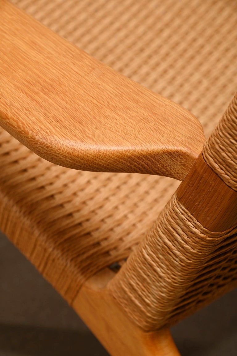 Hans J. Wegner CH25 Lounge Chair in oak and paper-cord for Carl Hansen and Son at 1stDibs