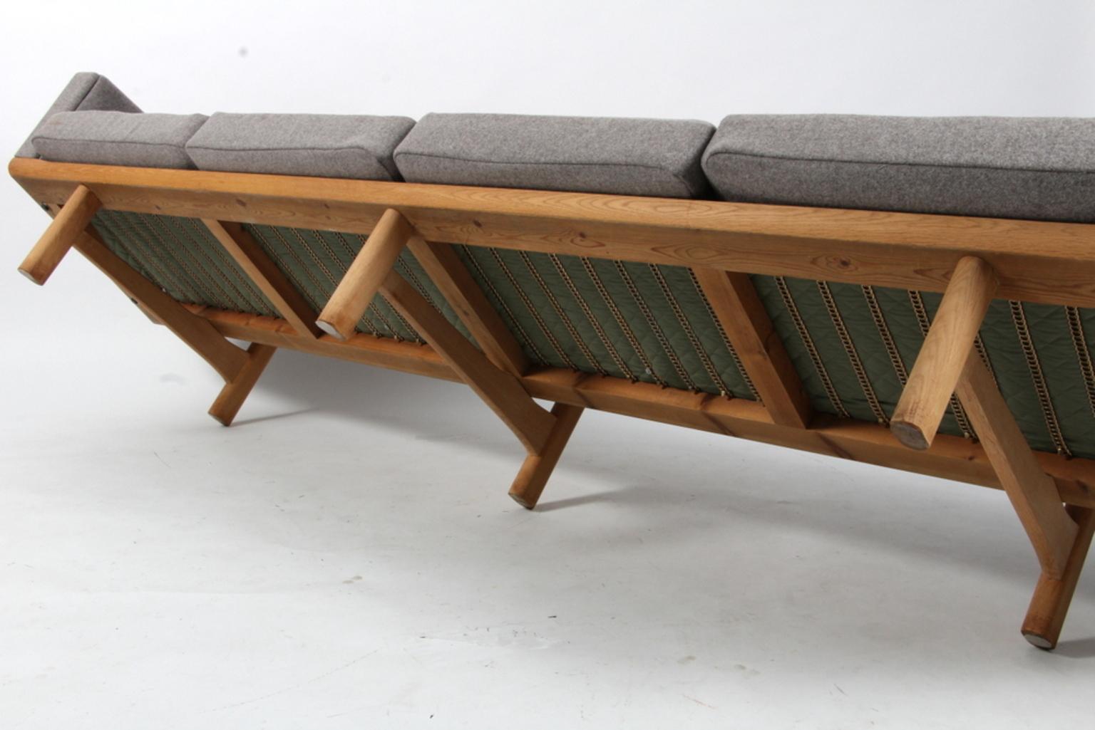 Hans J. Wegner Four-Seat Sofa Model 236/4 Divina Wool and Oak at 1stDibs