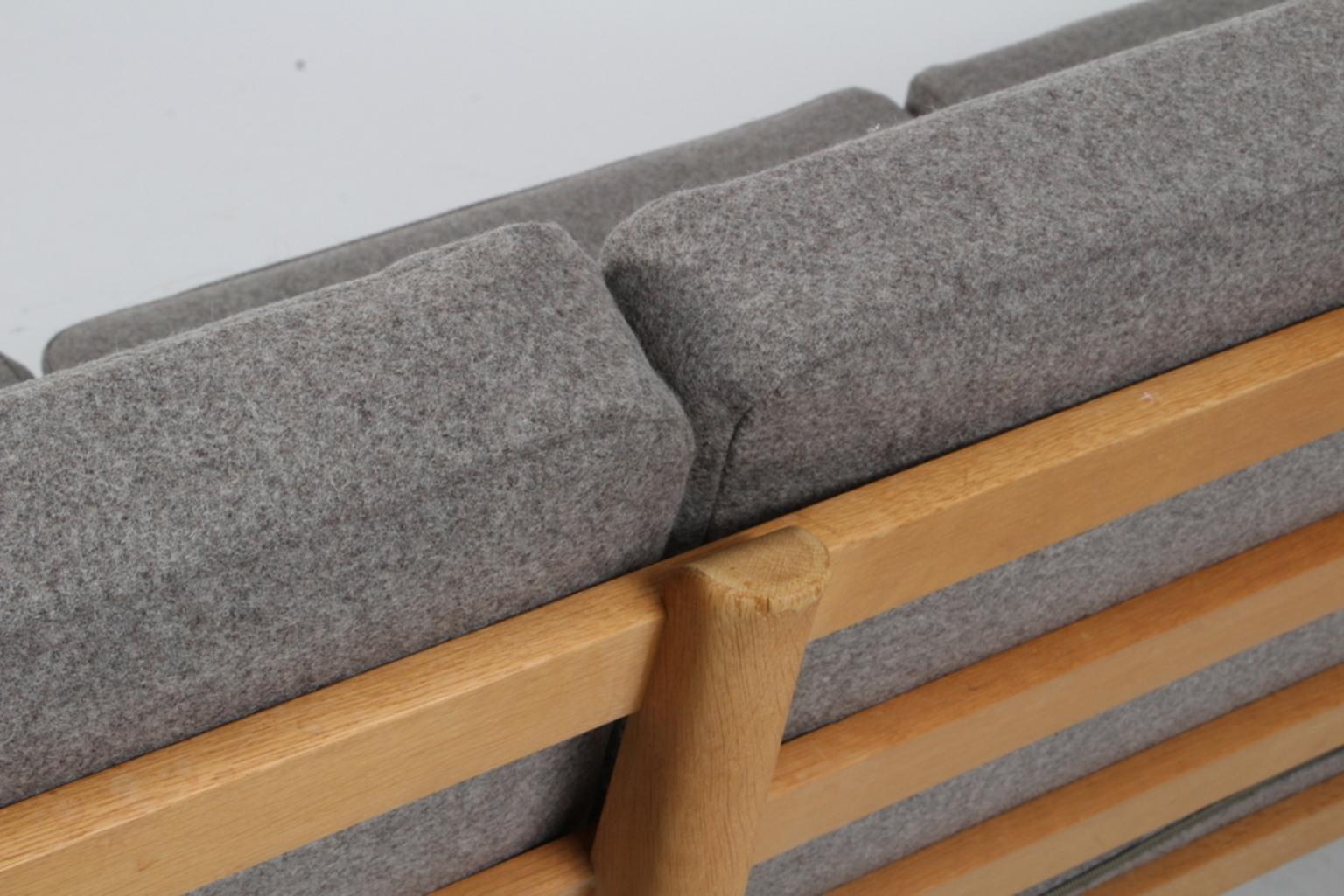 Hans J. Wegner Four-Seat Sofa Model 236/4 Divina Wool and Oak at 1stDibs