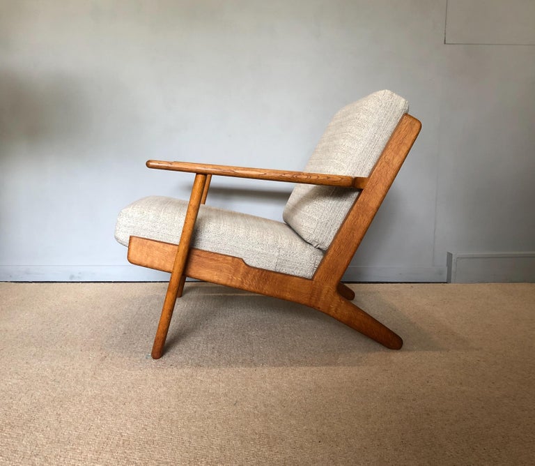 Hans J Wegner Ge290, reupholstered Original 1950s Model. at 1stDibs