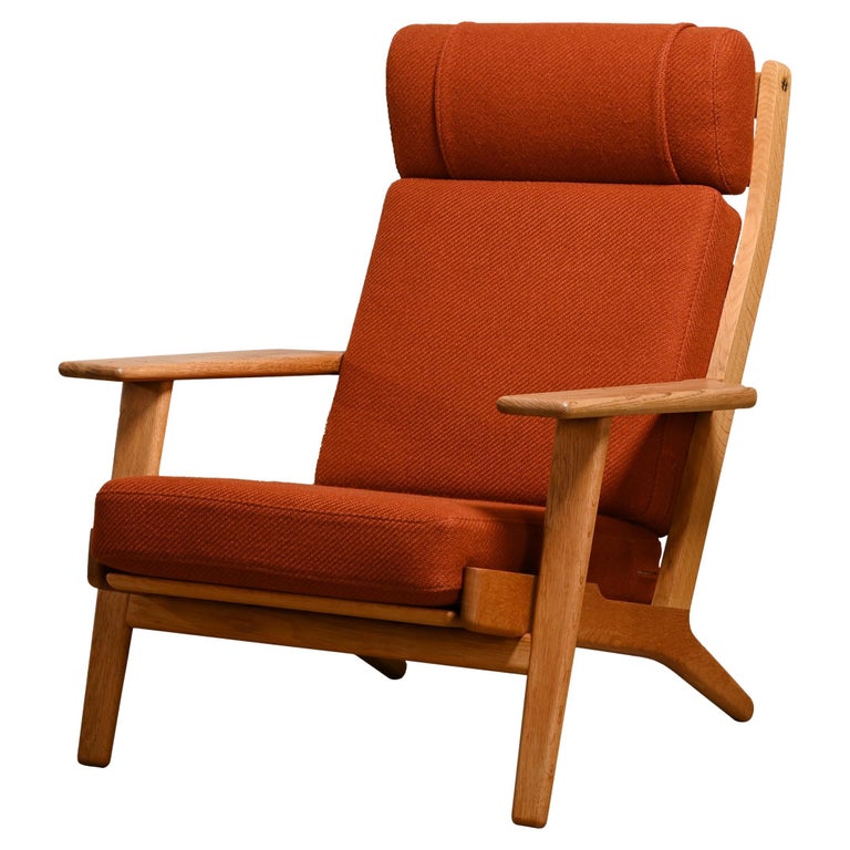 Hans J. Wegner Ge290a Lounge Chair in Brown Ochre Fabric for GETAMA For Sale at 1stDibs