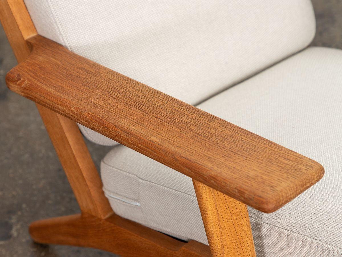Hans J. Wegner GE290A White Oak Lounge Chairs For Sale at 1stDibs ...