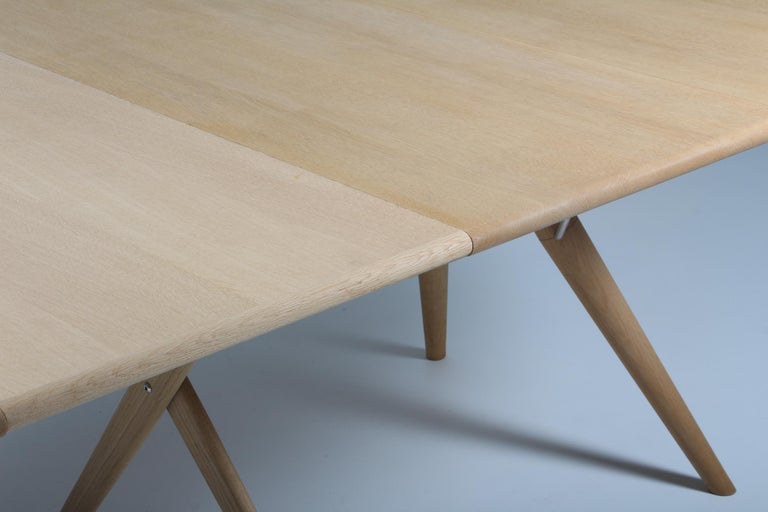 Hans J. Wegner PP75 Circular Dining Table in Solid Oak, Denmark 2000s at 1stDibs