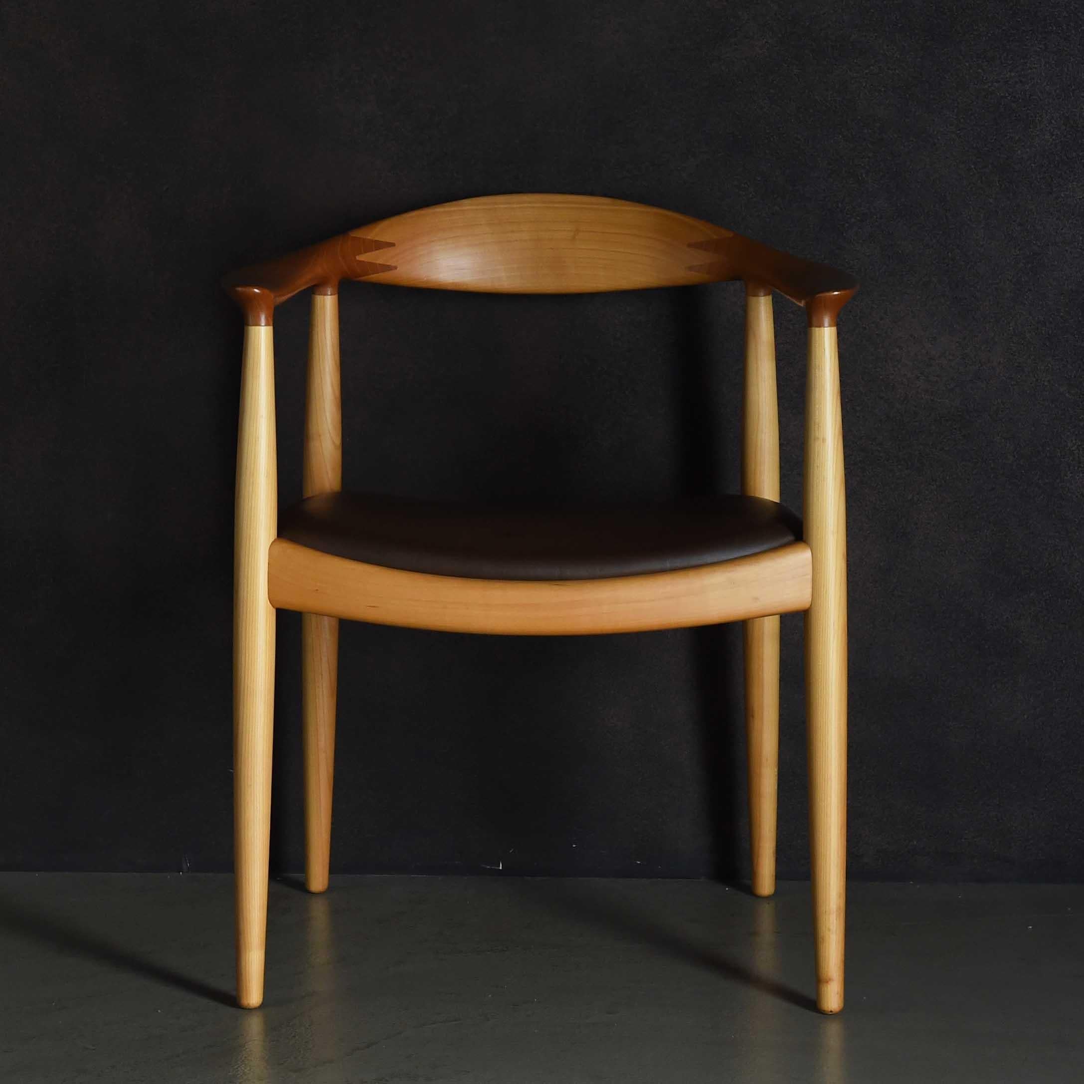 Hans J Wegner, "The Chair" / Round Chair, Design 1949, for Johannes ...