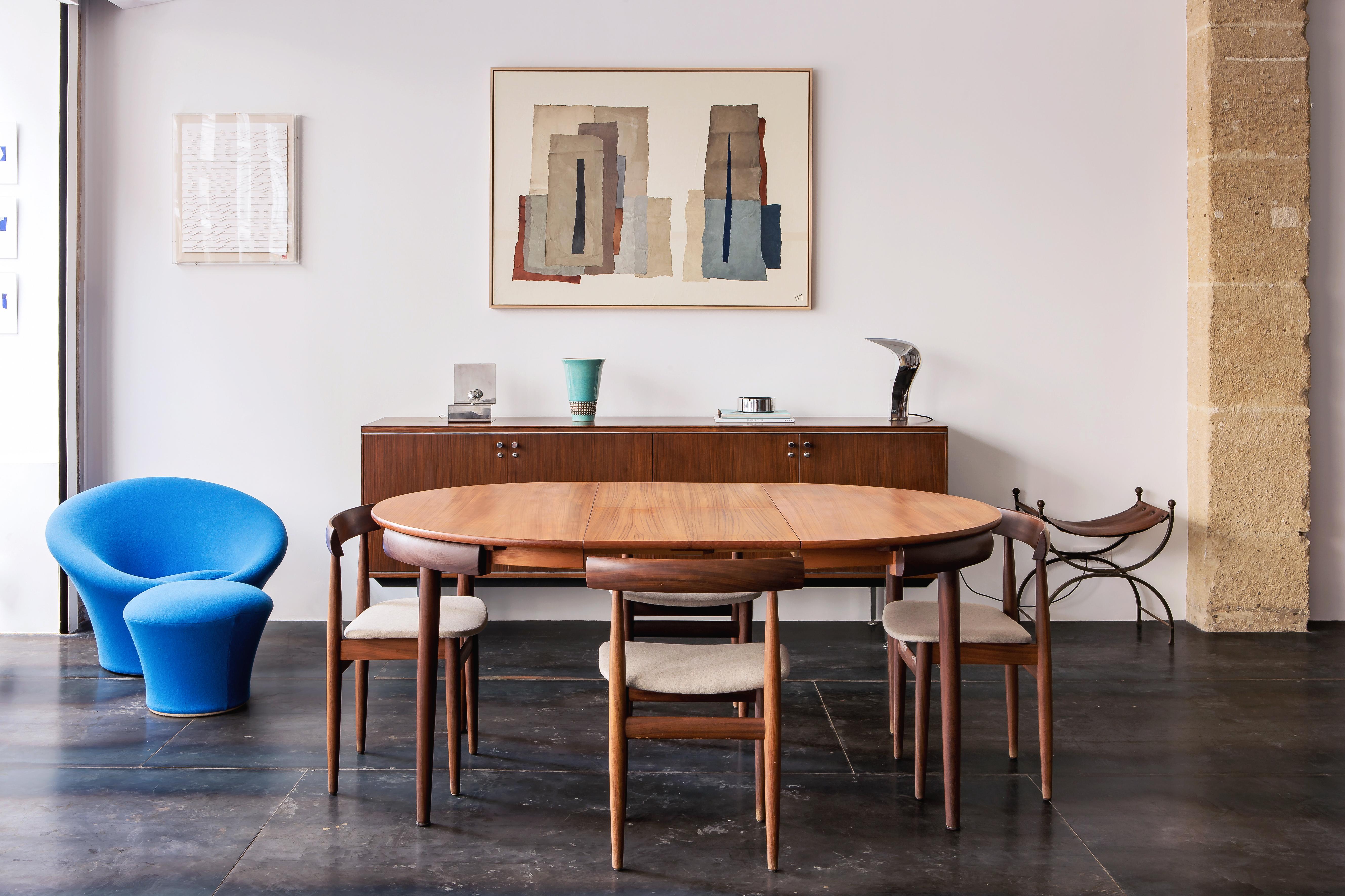 Hans Olsen dining table and chairs, 1960s For Sale at 1stDibs