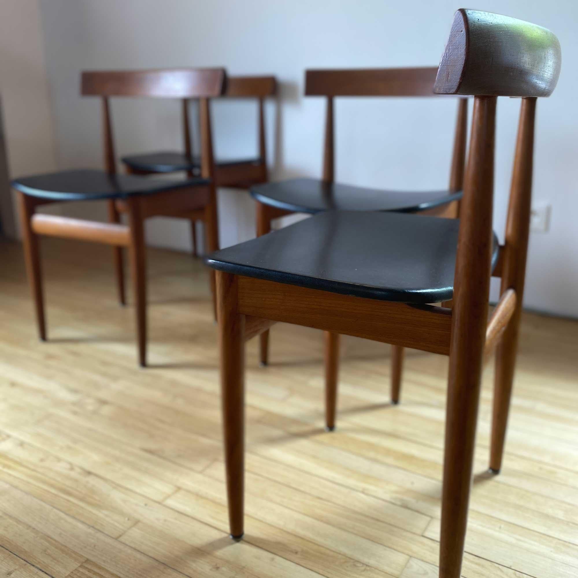 Hans Olsen teak table and chairs for Frem Rojle circa 1960 For Sale at ...