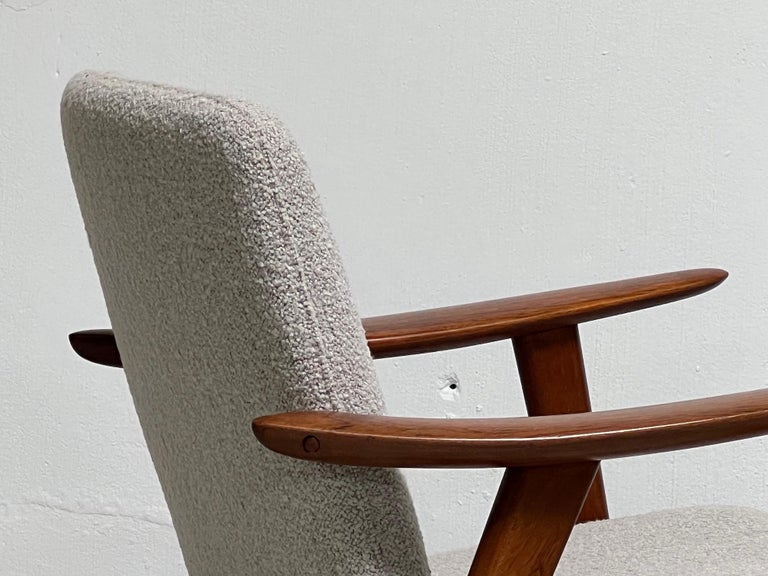 Hans Wegner Buck Lounge Chair, Model JH517 For Sale at 1stDibs