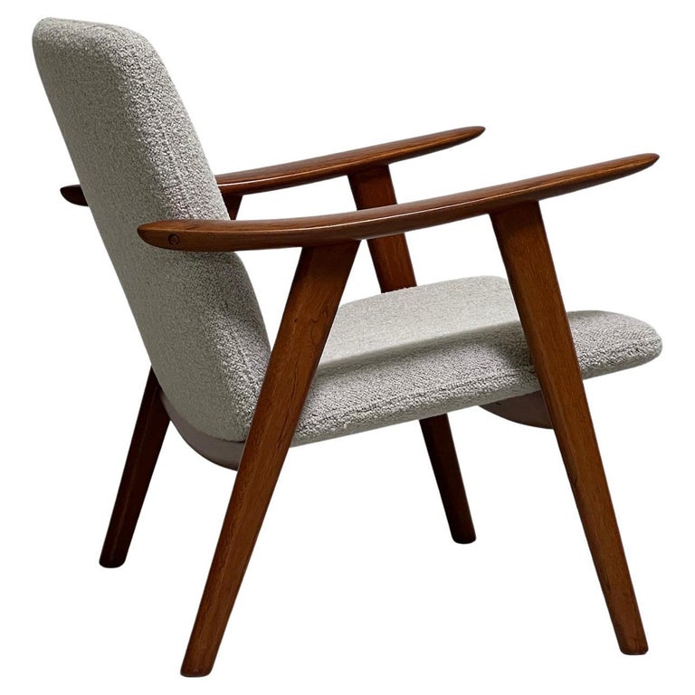 Hans Wegner Buck Lounge Chair, Model JH517 For Sale at 1stDibs