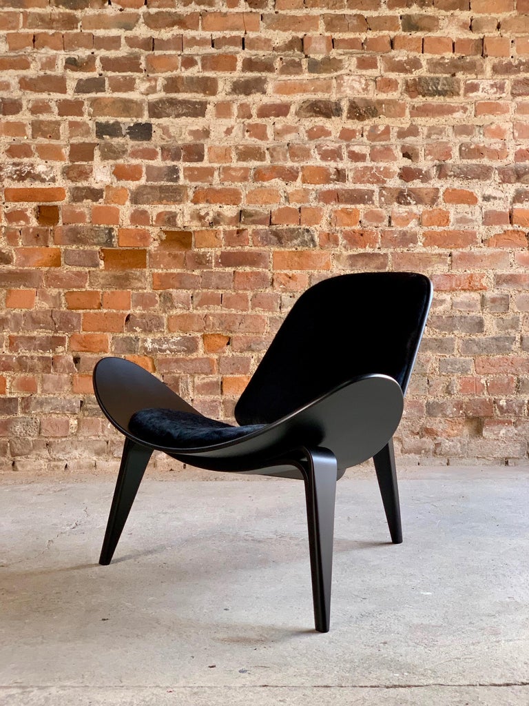 Hans Wegner CH07 Black Shell Chair Carl Hansen and Son, Denmark ...