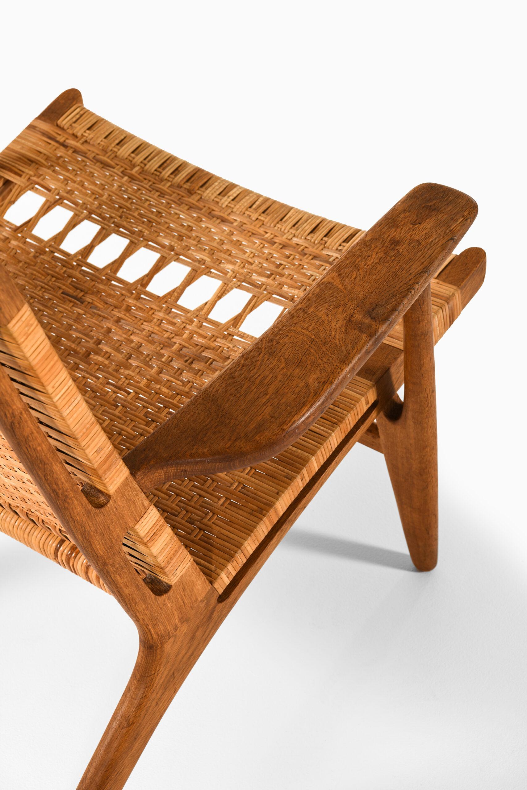 Hans Wegner Easy Chairs Model CH-27 Produced by Carl Hansen and Son at ...