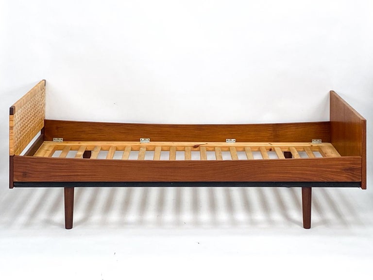 Hans Wegner for GETAMA Teak and Caned Daybed For Sale at 1stDibs