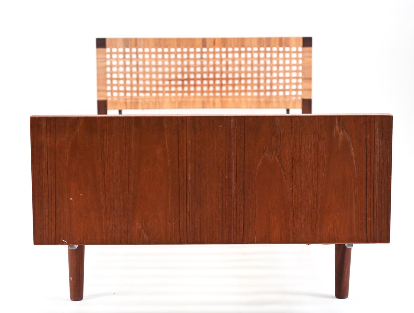 Hans Wegner for Getama Teak and Caned Twin Bed or Daybed For Sale at ...