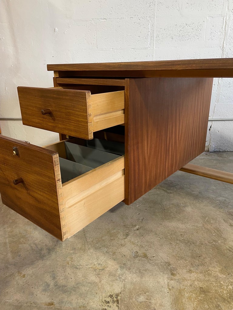 Hans Wegner GETAMA Executive Floating Desk For Sale at 1stDibs