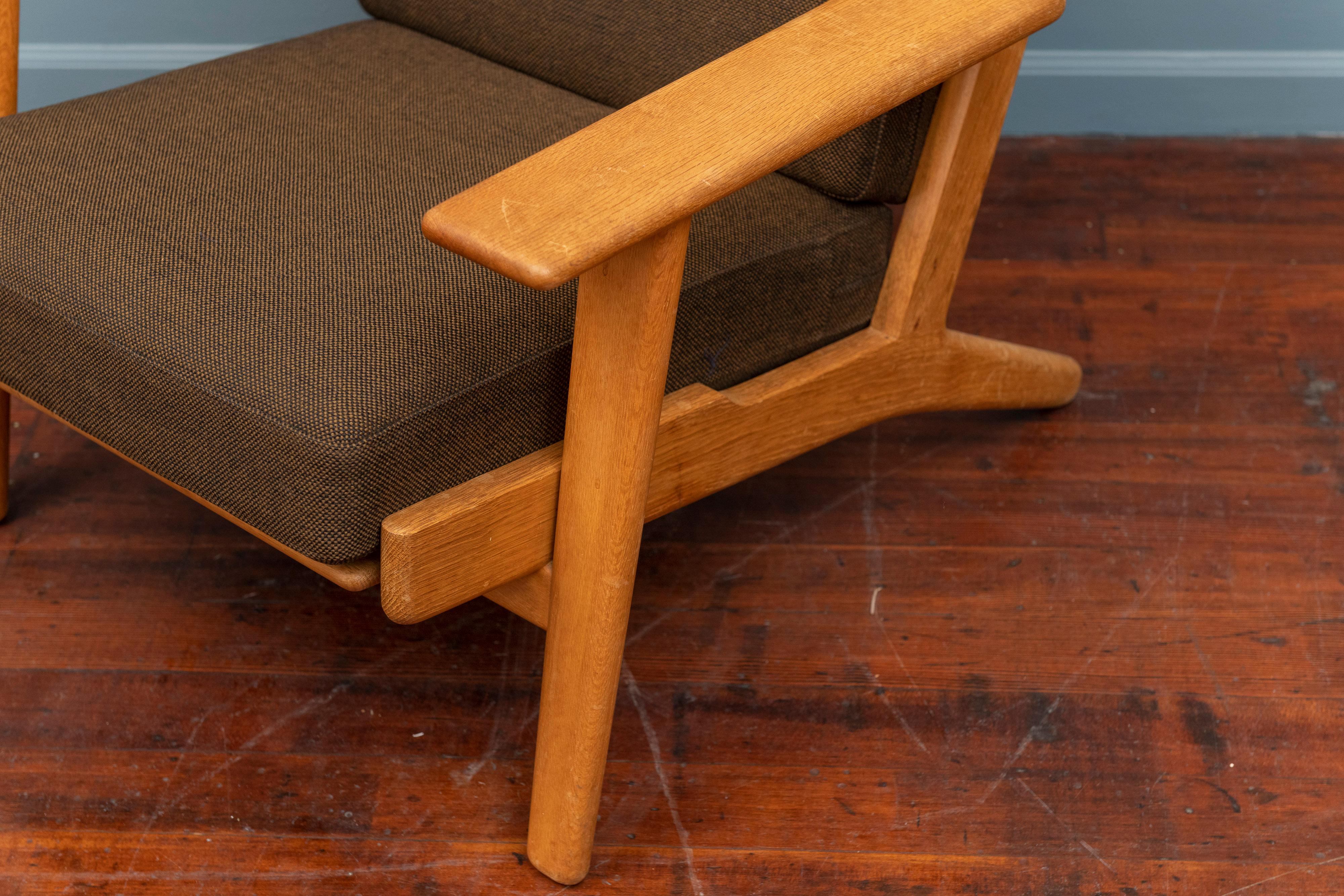 Hans Wegner Lounge Chair GE 290 at 1stDibs | hans wegner ge290, hans ...