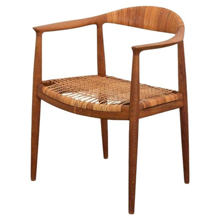 Hans Wegner Oak and Cane Round Chair For Sale at 1stDibs