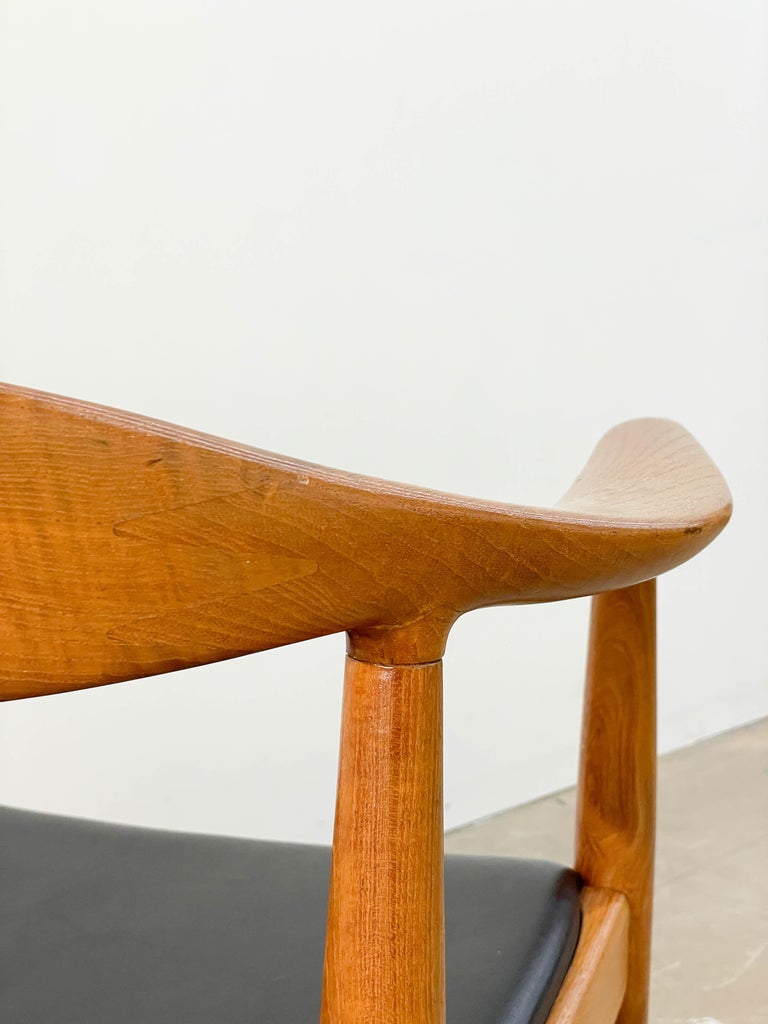 Hans Wegner Round Chair 'JH 503' in Teak at 1stDibs