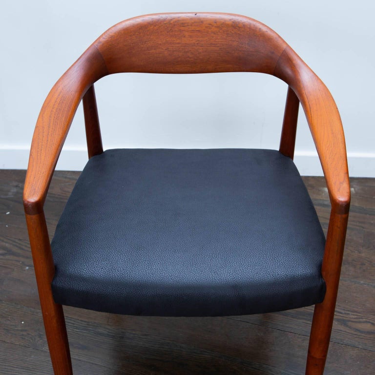 Round Chair Teak Armchair For Sale at 1stDibs