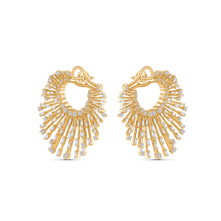 Harakh 2.40 Carat Natural Diamond 18 Karat Yellow Gold Sunlight ...