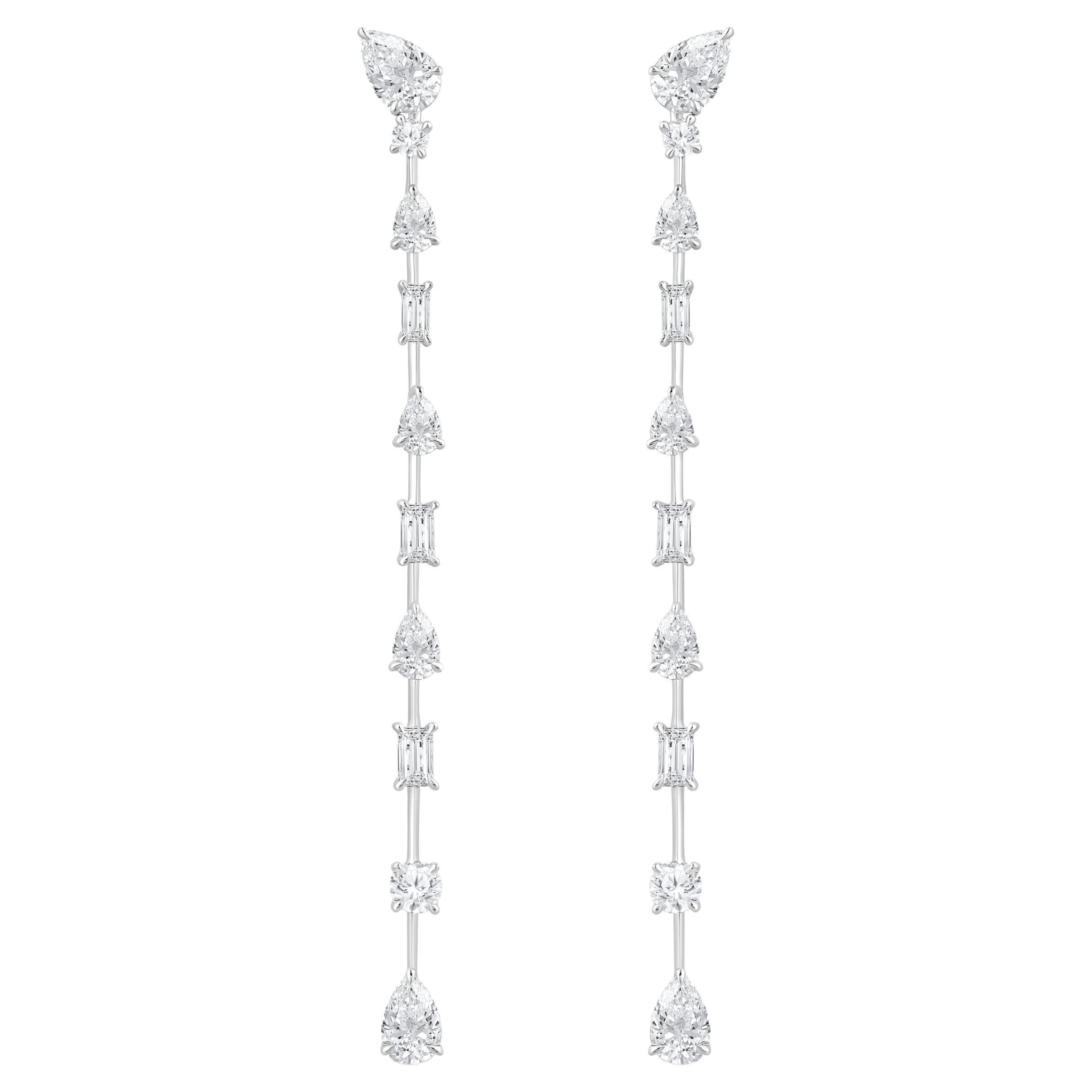 Harakh 7 1/2 Carat Colorless Diamond 18KT White Gold Haveli Tassel Stud ...