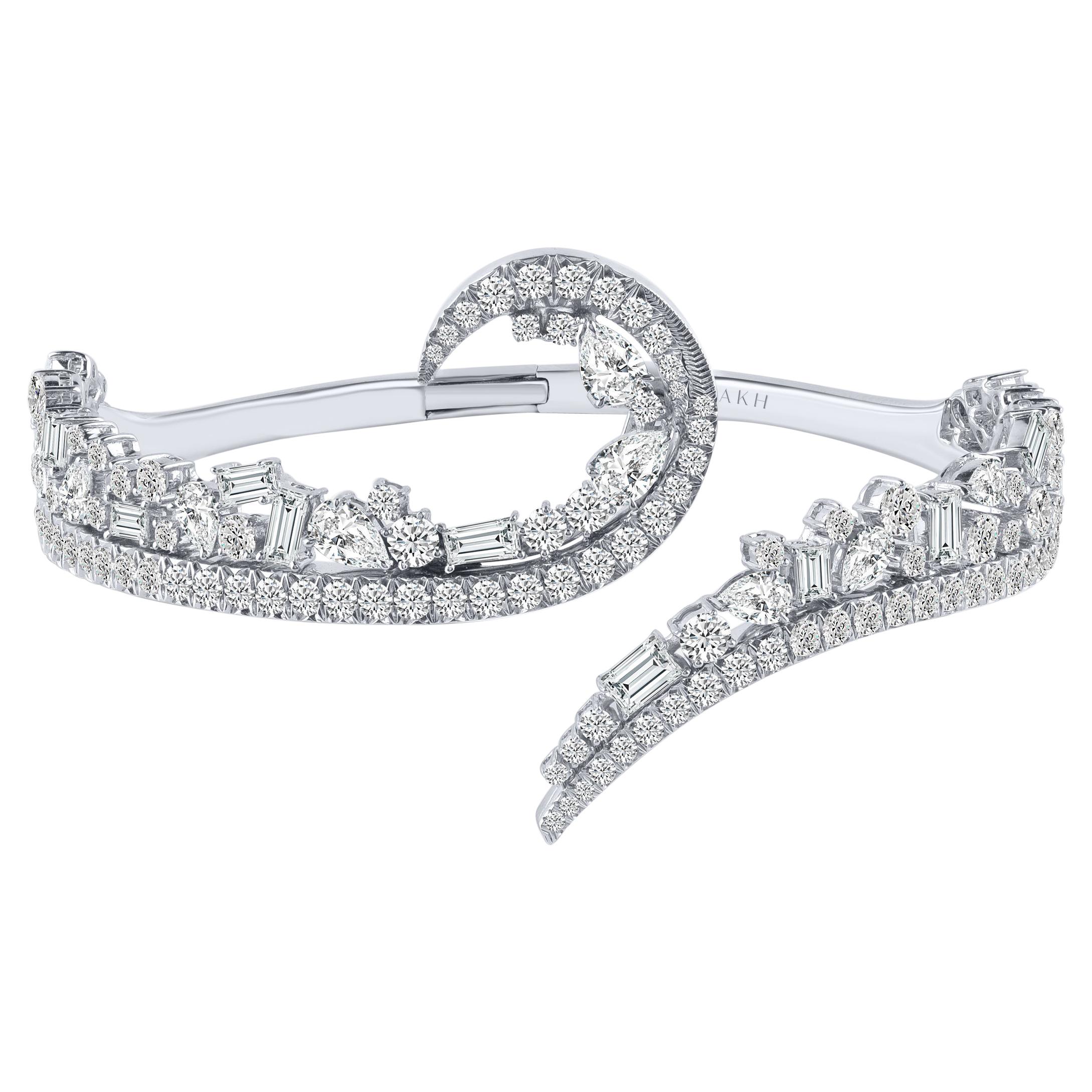 Harakh Colorless Diamond 13.70 Carat TDW 18 Karat White Gold Bracelet ...