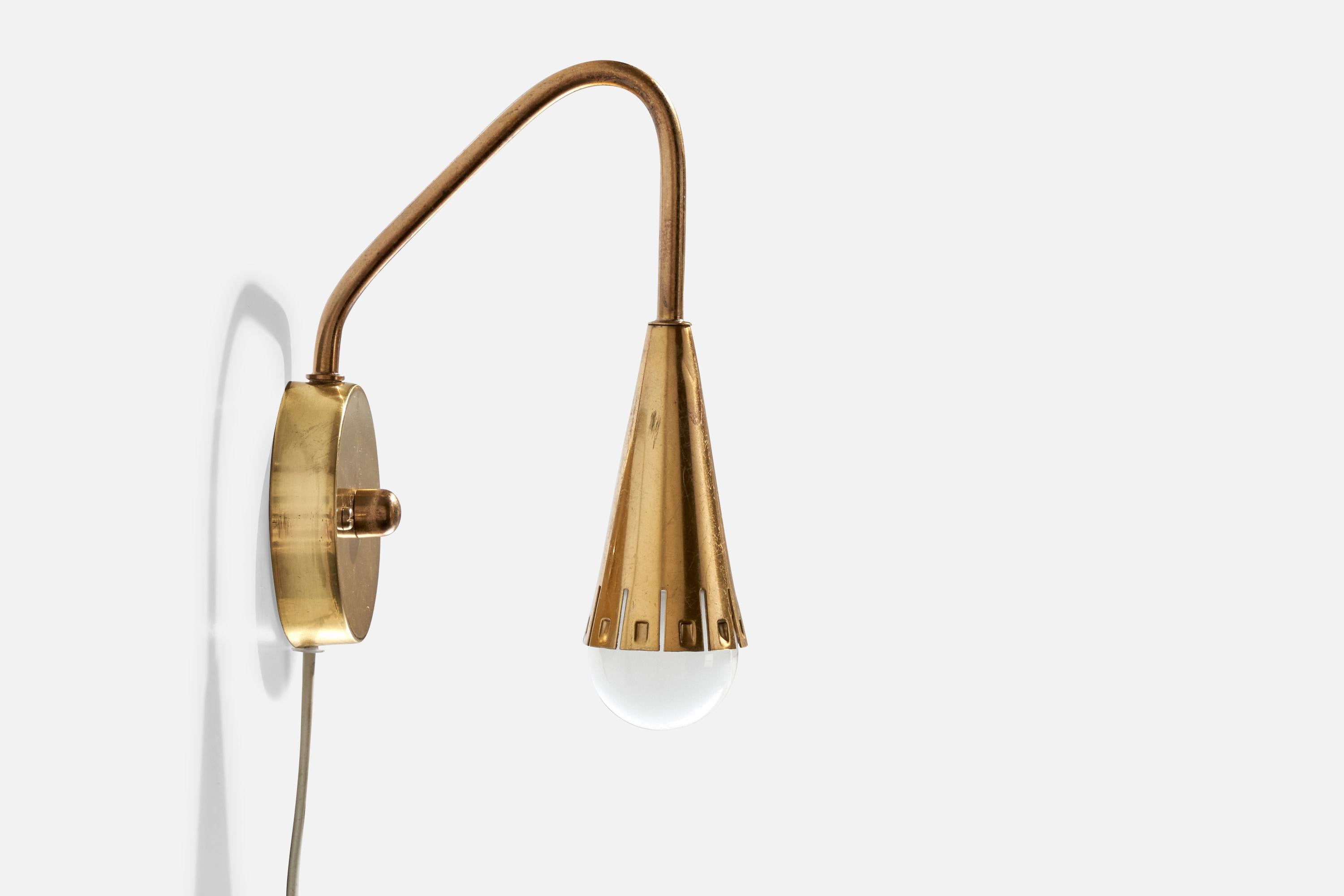 Harald Notini, Wall Light, Brass, Sweden, 1940s For Sale at 1stDibs