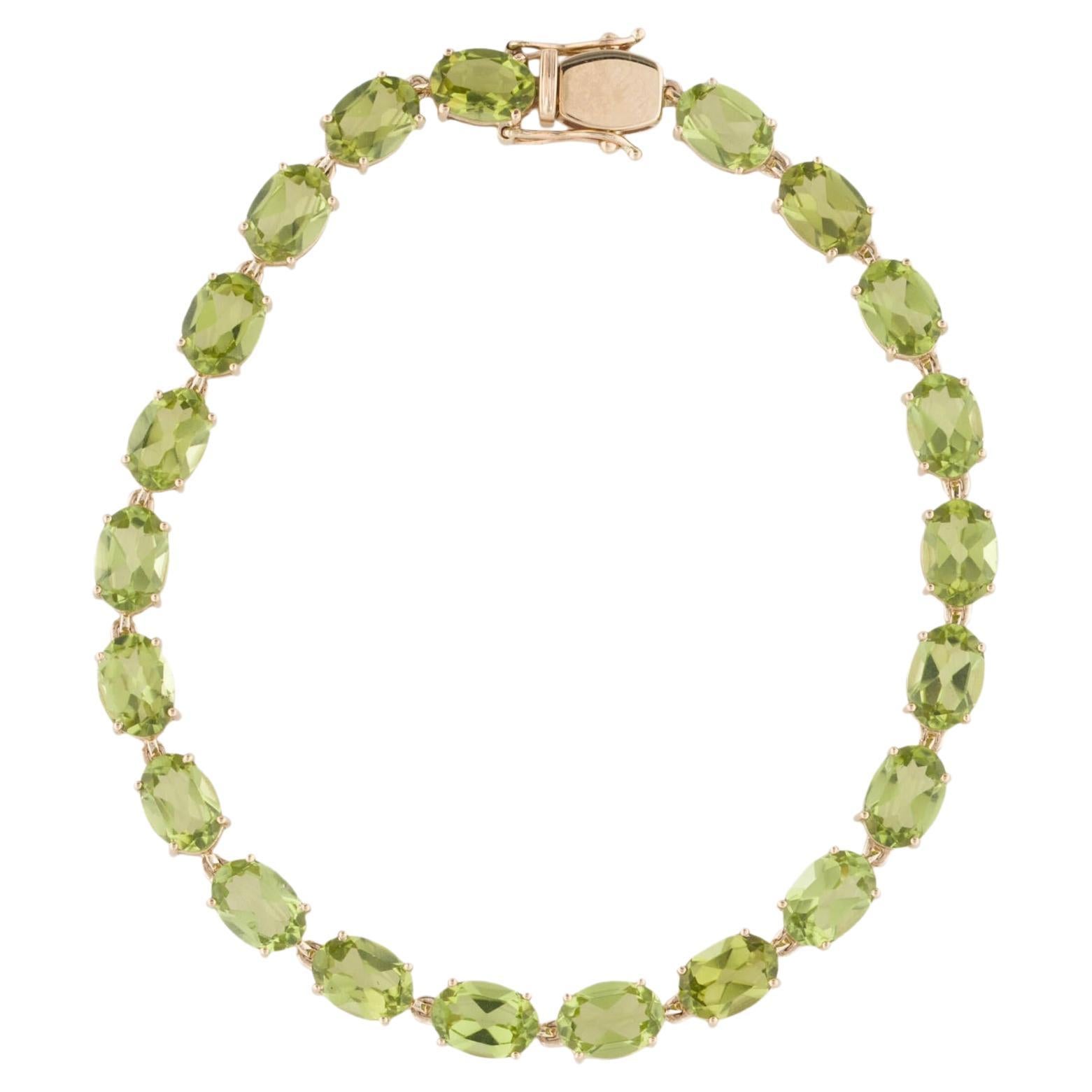 Harmony in Green Peridot Bracelet For Sale at 1stDibs