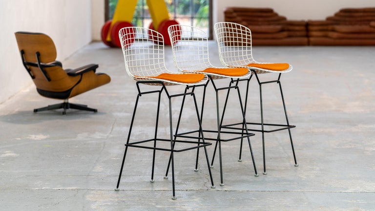 Harry Bertoia - 3x Wire Barstool Chair, Stool - 1952 for Knoll International For Sale at 1stDibs