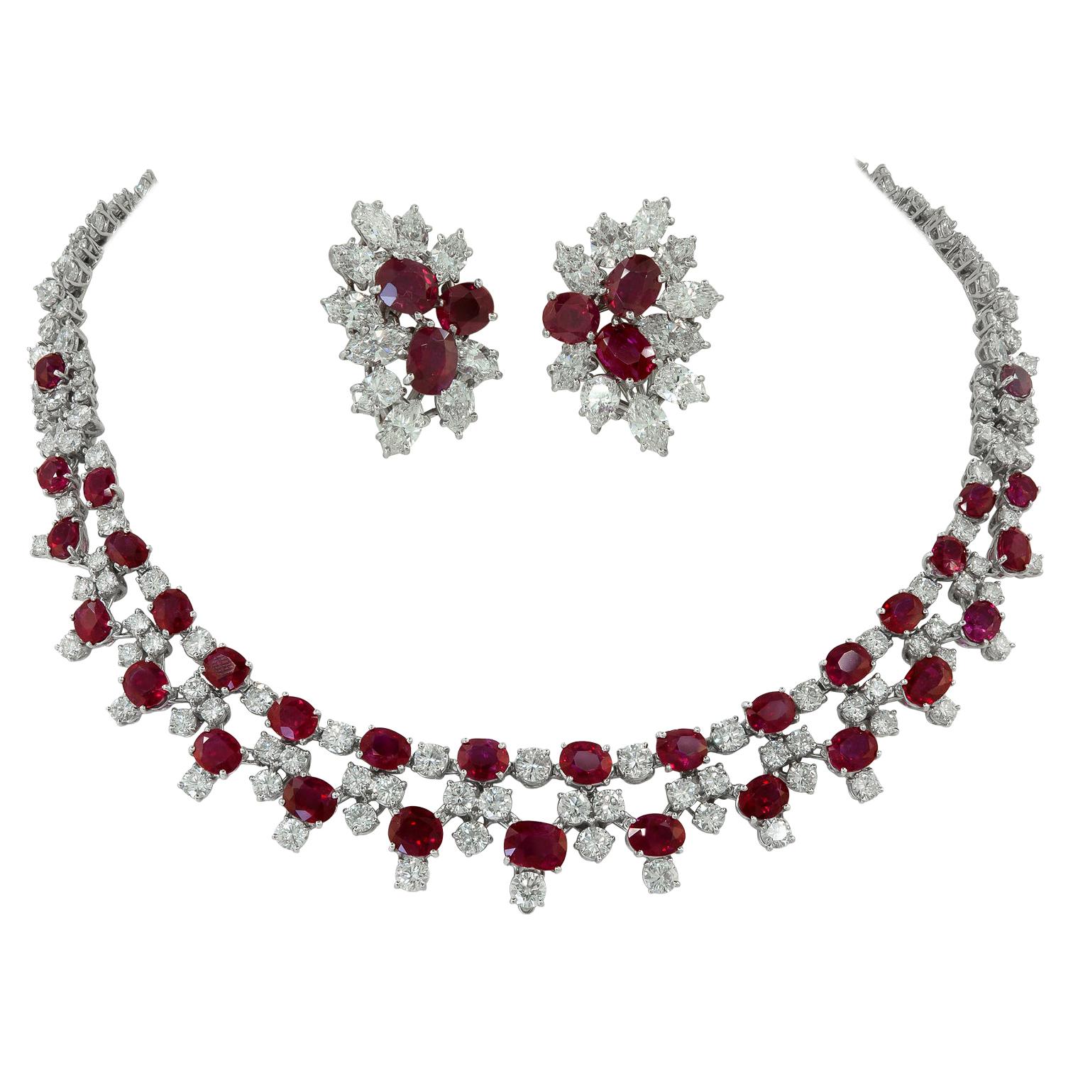 Harry Winston Diamond Platinum Necklace For Sale at 1stDibs