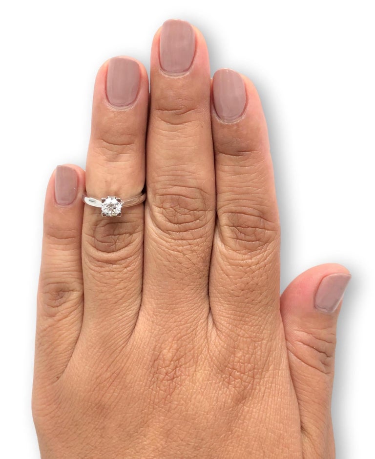 Harry Winston Logo Platinum Round Diamond .51 ct FVVS2 Engagement Ring ...