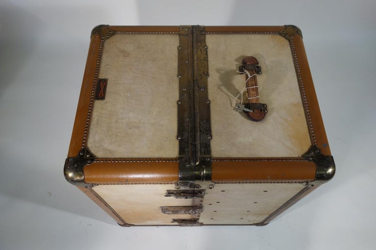 Hartmann Wardrobe Trunk with Key For Sale at 1stDibs