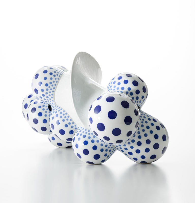 Harumi Nakashima - "Internal Shape 07", Contemporary, Porcelain ...