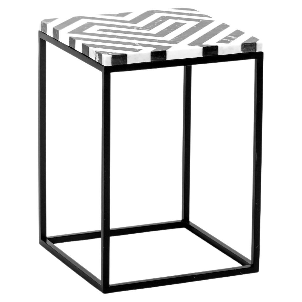 Coi Wooden Pillar For Sale at 1stDibs