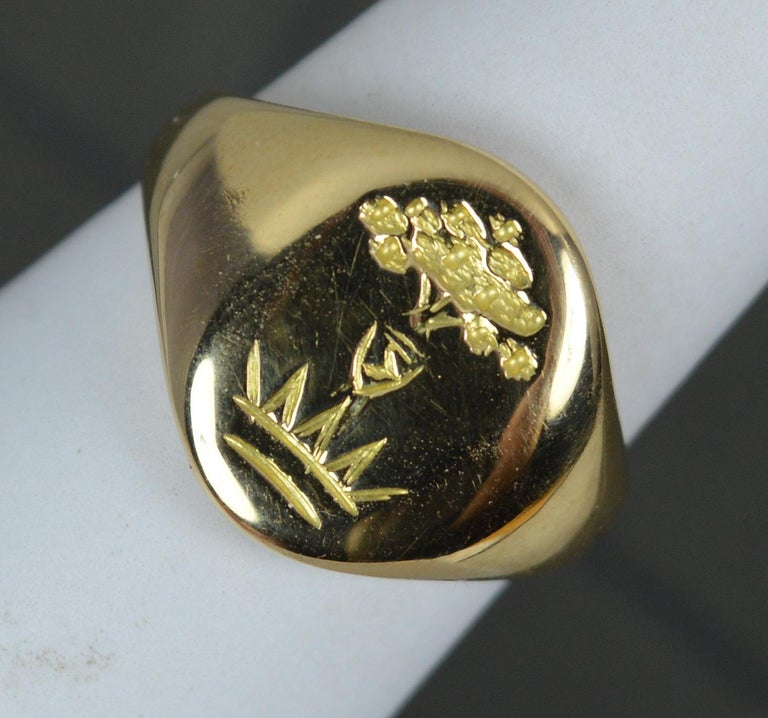 Heavy Antique 18ct Gold Intaglio Signet Seal Ring For Sale at 1stDibs