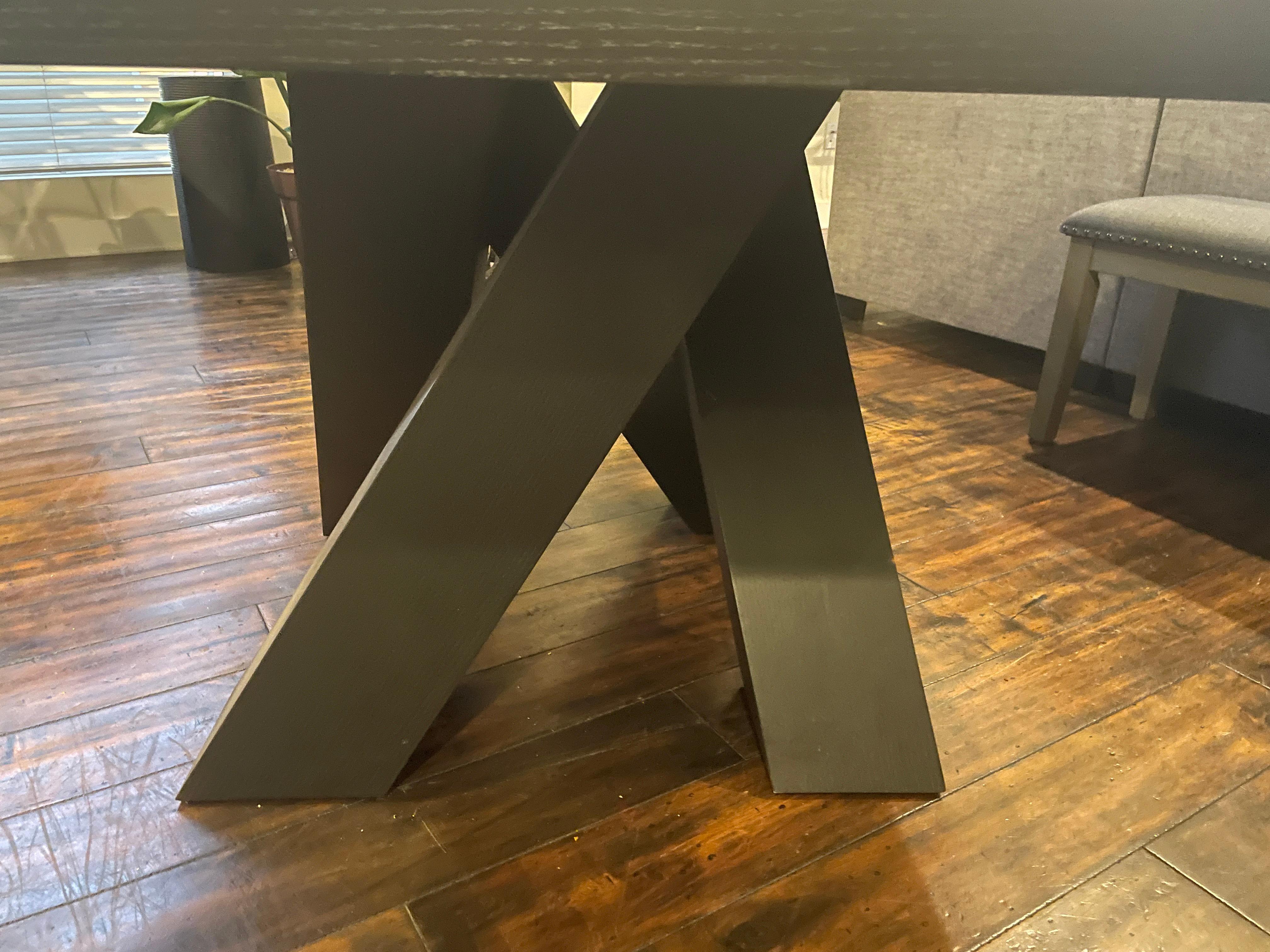 Heijden Hume "Metro" dining table - Ebony Grain For Sale at 1stDibs