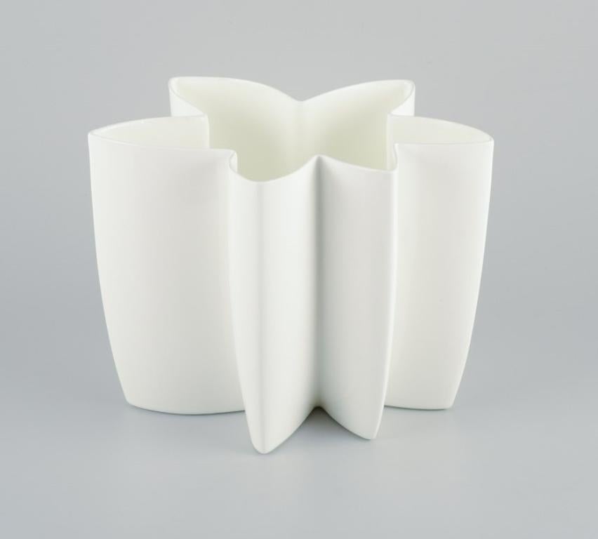 Heikki Orvola for Arabia, Finland, Large White Porcelain Vase For Sale at 1stDibs | heikki ...