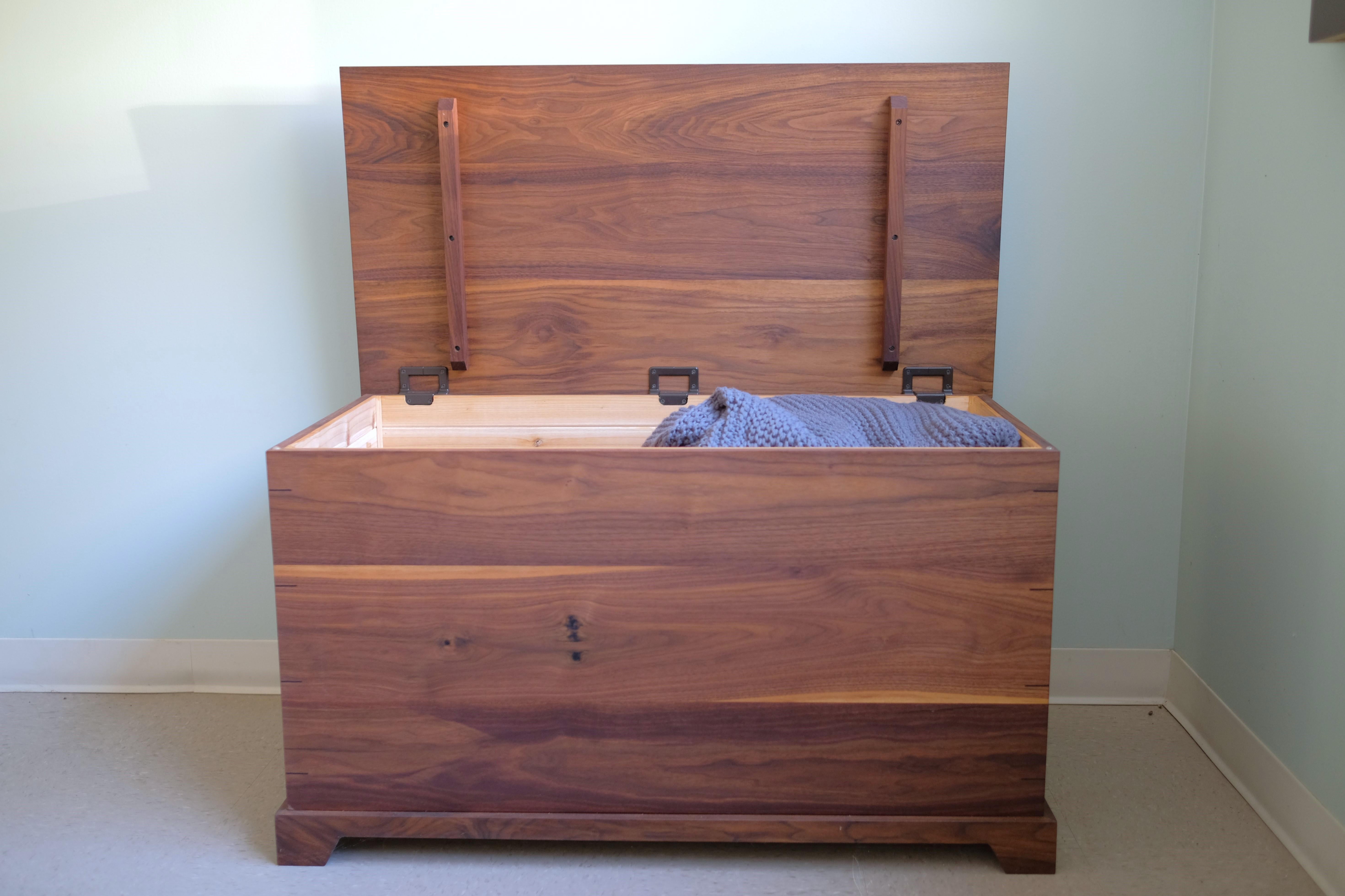 Modern Walnut Hope Chest, Cedar Lined For Sale at 1stDibs | walnut ...