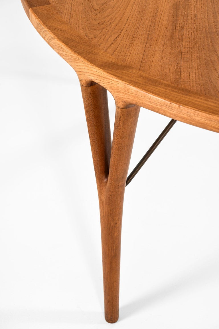 Helge Vestergaard Jensen Dining Table Produced by Peder Pedersen in ...