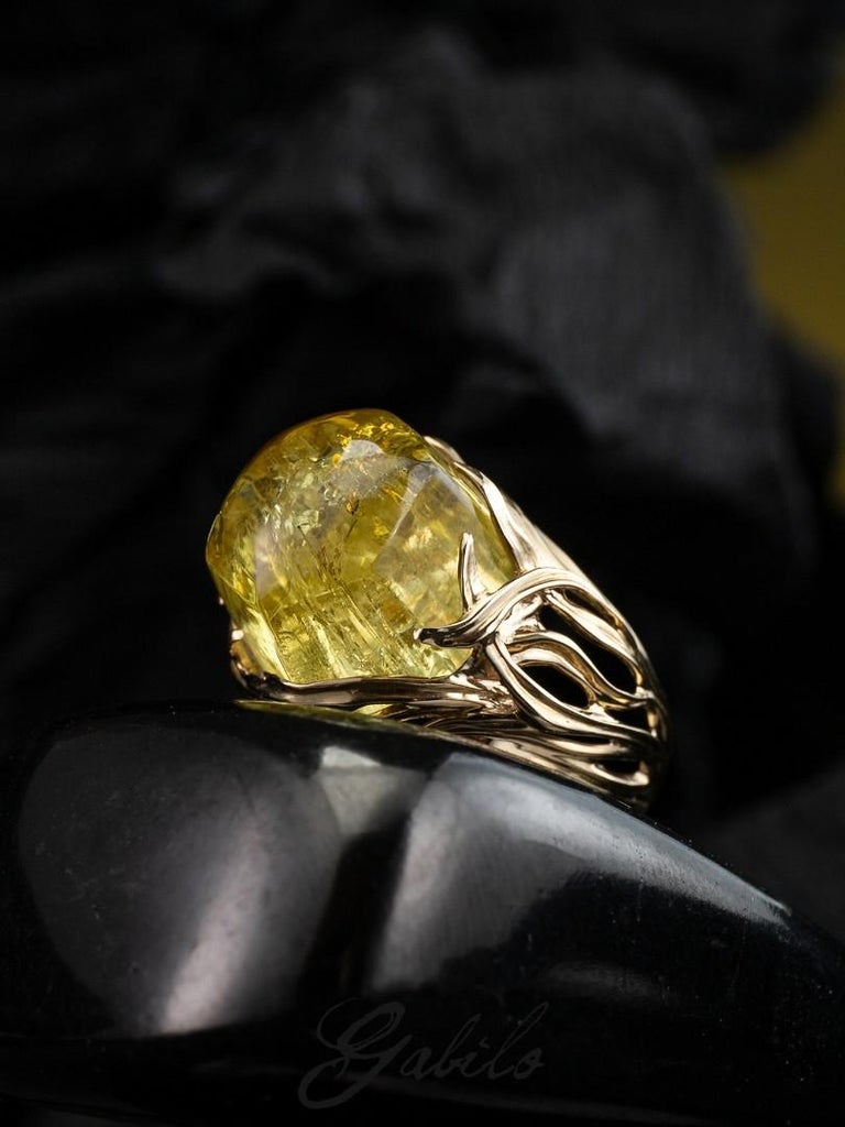 Heliodor Gold Ring Cabochon Beryl Translucent Dandelion Vivid Yellow ...