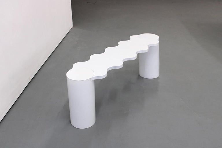 Contemporary Hella Bench in White Lacquered Aluminum For Sale at 1stDibs