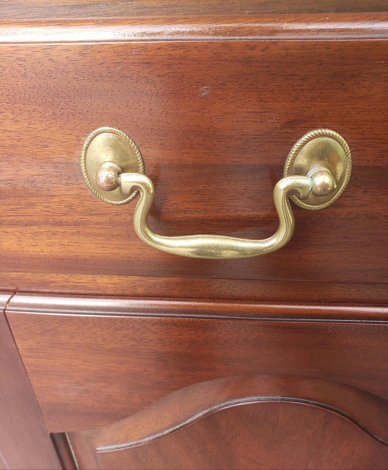 Henkel Harris Mahogany Flip Top Rolling Buffet Server and Dry Bar ...