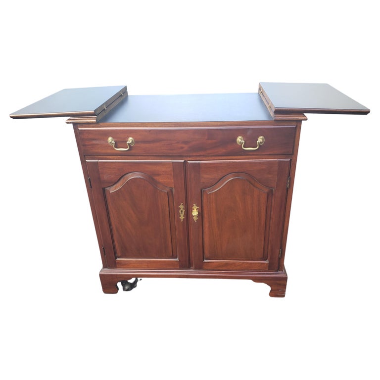 Henkel Harris Mahogany Flip Top Rolling Buffet Server and Dry Bar ...