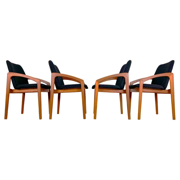 Henning Kjaernulf Teak Dining Chairs for Korup Stolefabrik, Set of Four ...