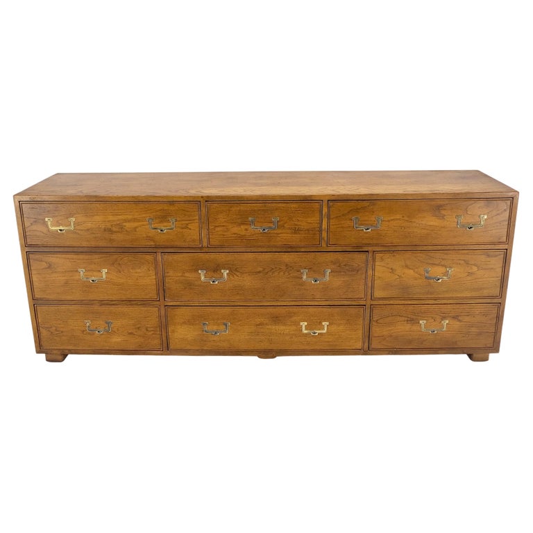 Henredon Campaign Style 9 Schubladen Messing Tropfengriffe lange ...