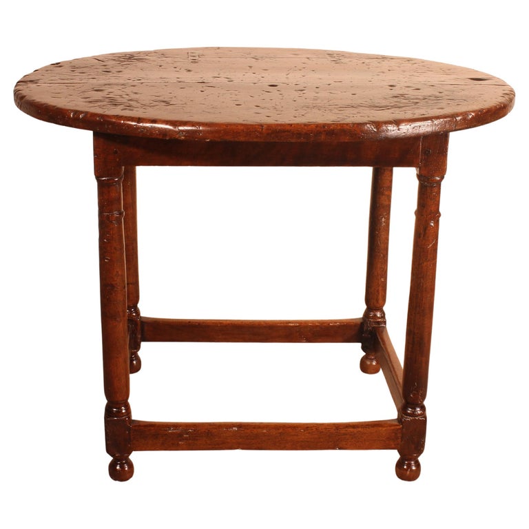 Henri II Table in Walnut, 16th Century For Sale at 1stDibs