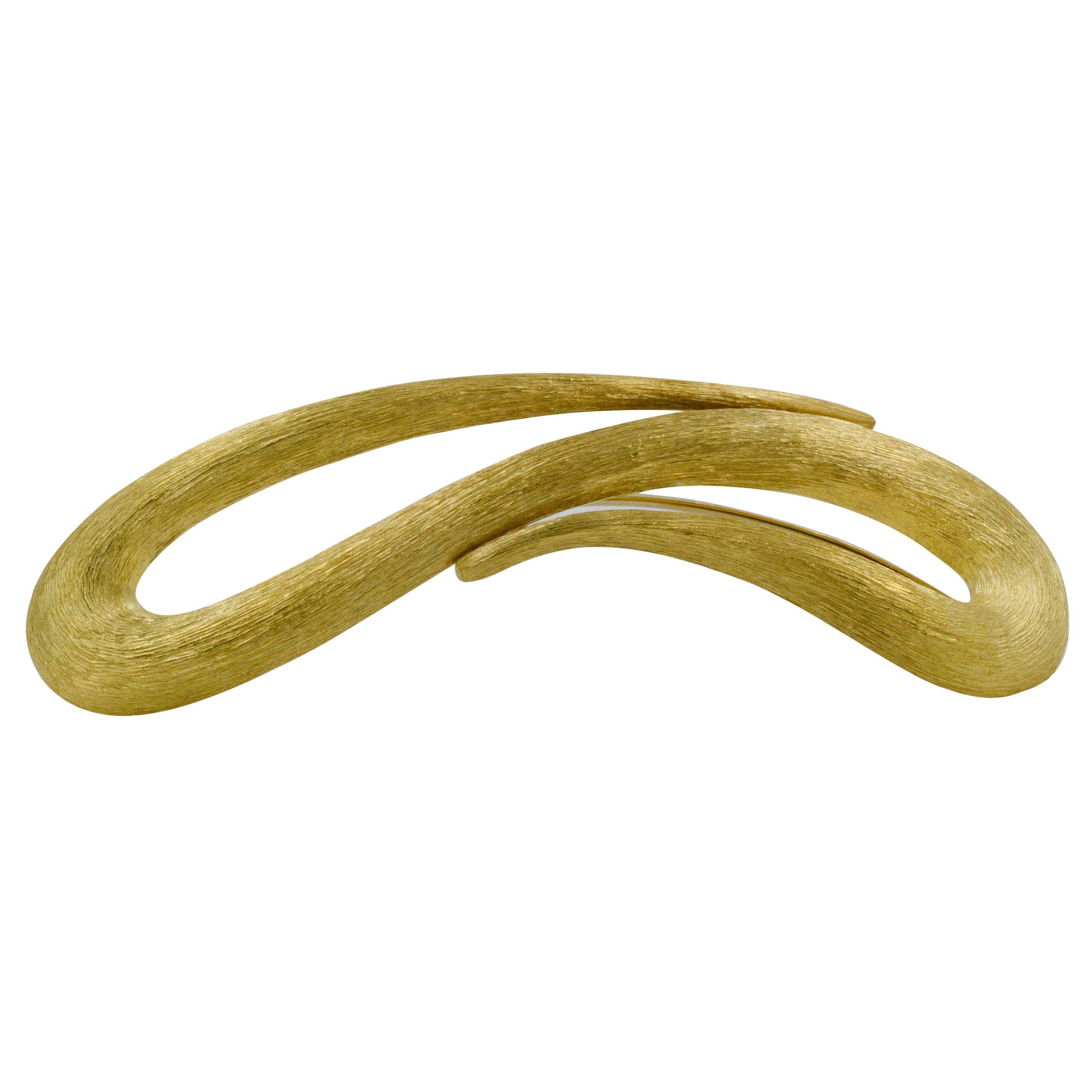 Henry Dunay 18 Karat Yellow Gold Sabi Pin at 1stDibs
