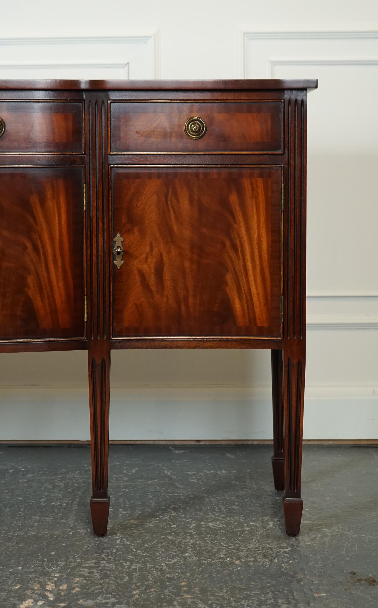 HEPPELWHiTE STYLE BEVAN FUNNELL FLAMED HARDWOOD BUFFET SIDEBOARD J1 For Sale at 1stDibs