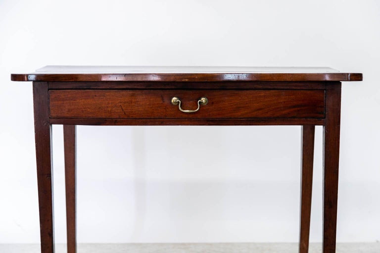 Hepplewhite Side Table For Sale at 1stDibs