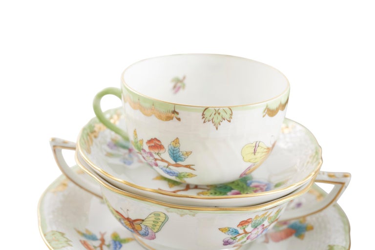 Herend Porcelain Dinnerware Service For Twelve For Sale at 1stDibs