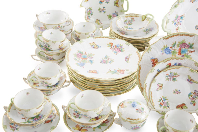 Herend Porcelain Dinnerware Service For Twelve For Sale at 1stDibs