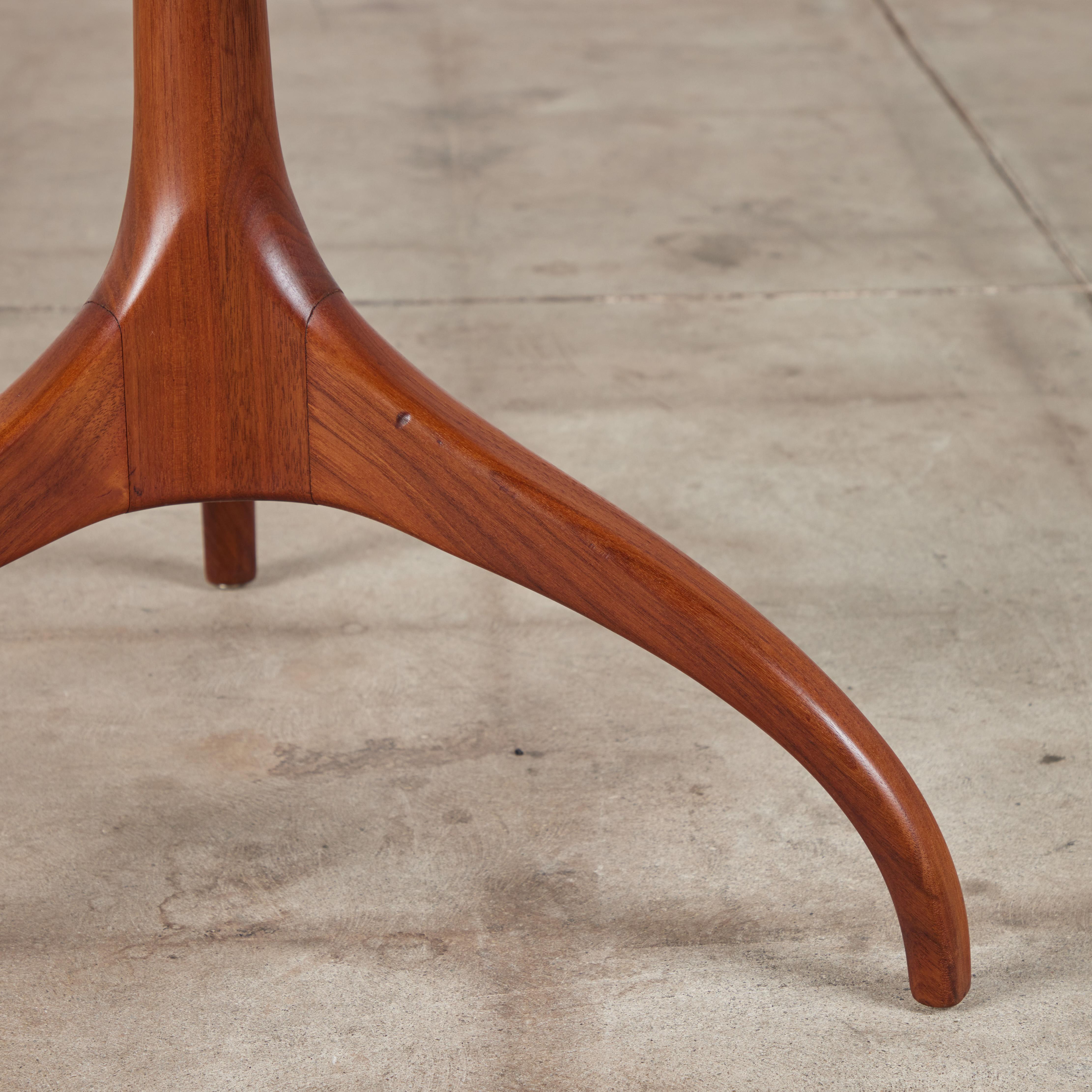 Heritage-Henredon Sculpted Walnut Side Table For Sale at 1stDibs